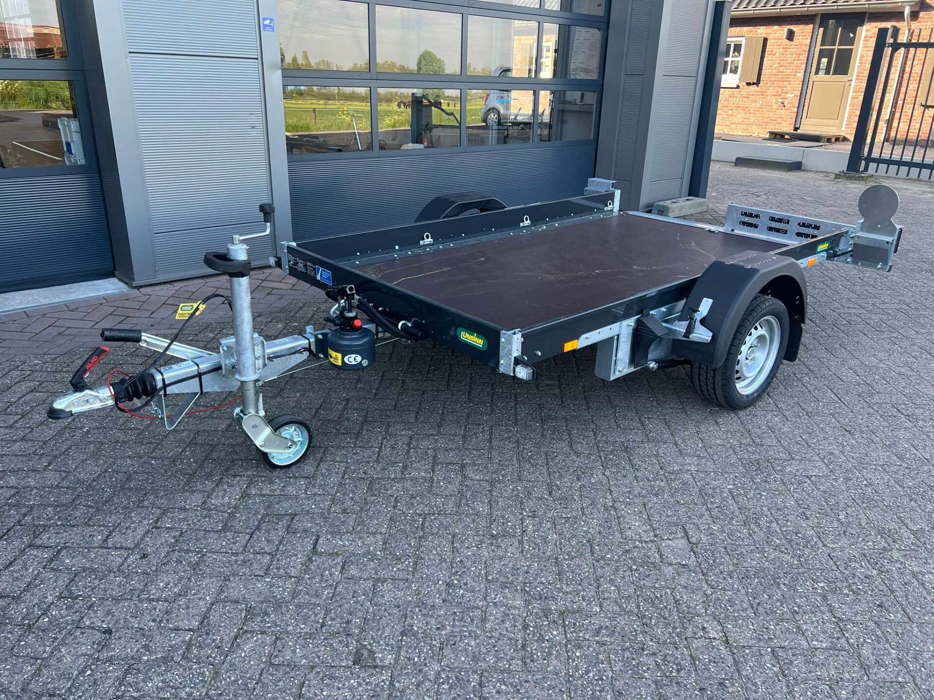 Unsinn motortrailer - A.C. Smits Aanhangwagens